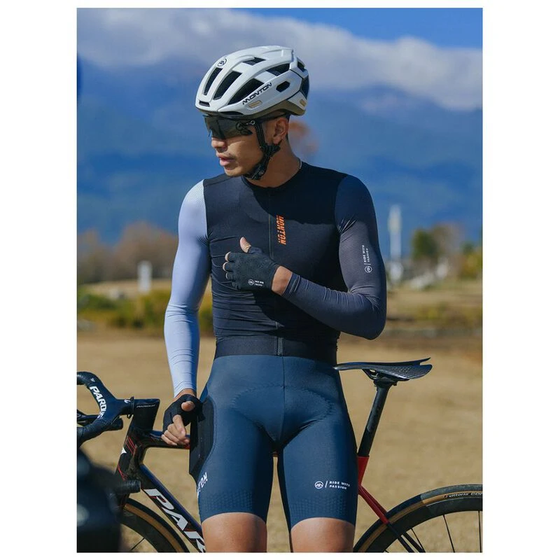 Monton Mens Urban+ Traveler EVO Long Sleeve Cycling Jersey (black) | S