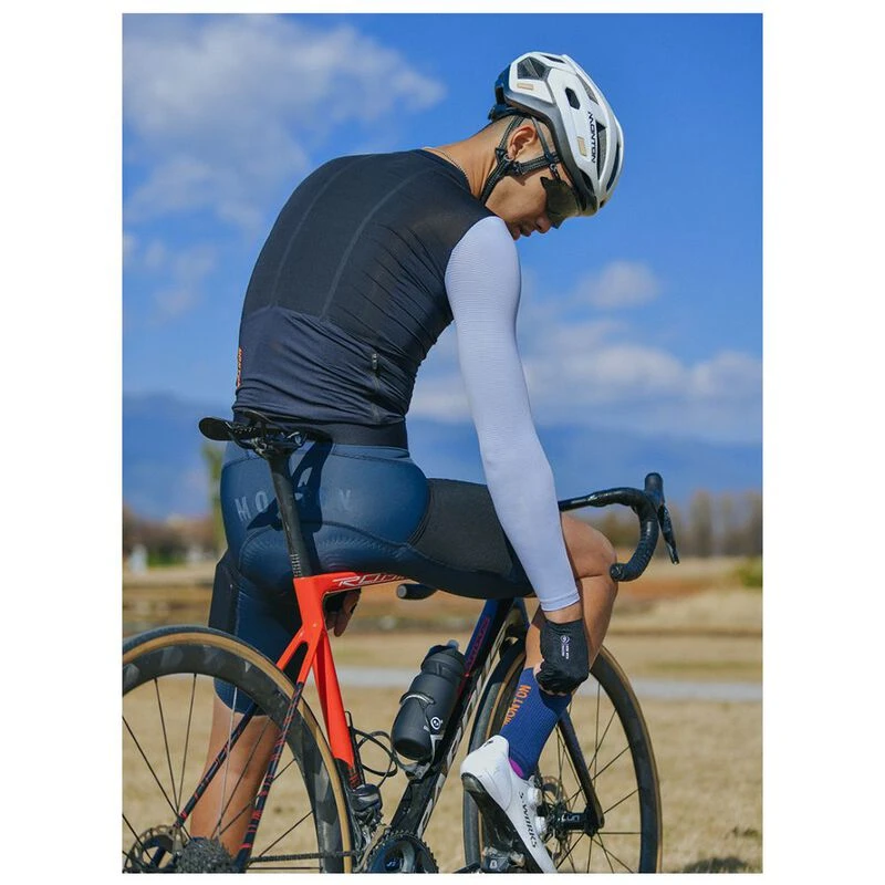 Monton Mens Urban+ Traveler EVO Long Sleeve Cycling Jersey (black) | S